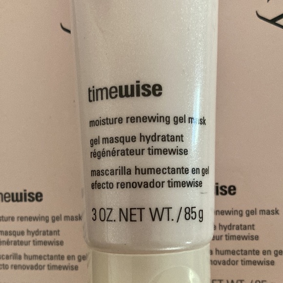 Mary Kay | Skincare | Mary Kay Moisture Renewing Gel Mask | Poshmark